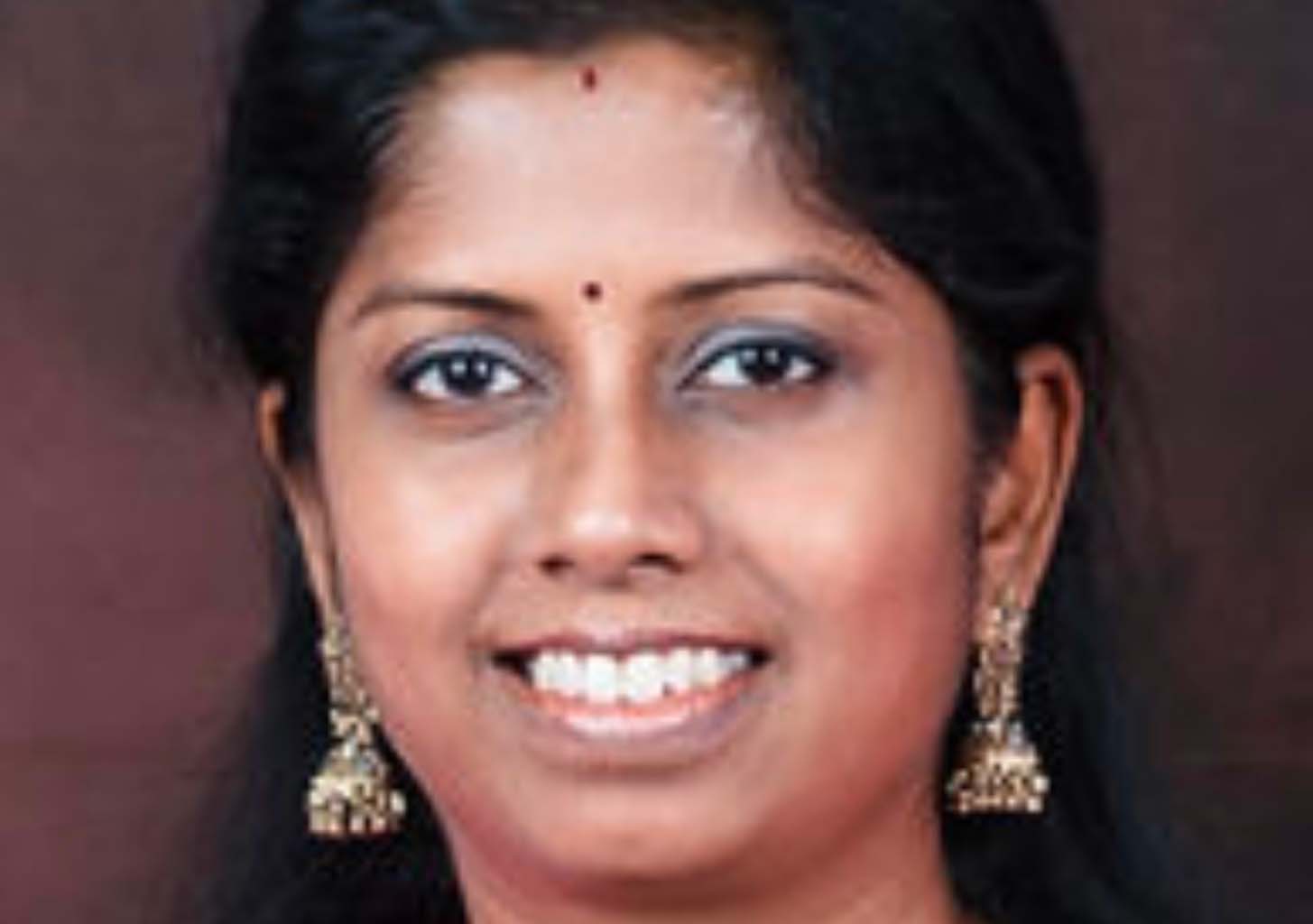 Dr Amirthavarshini Rajaganesh – Sri Lanka Orthodontic Society (SLOS)